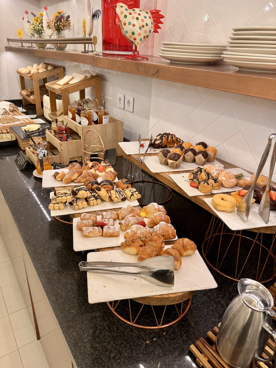 Where to stay in Barcelona? 5 Best Areas & Places to Stay (+Avoid!)